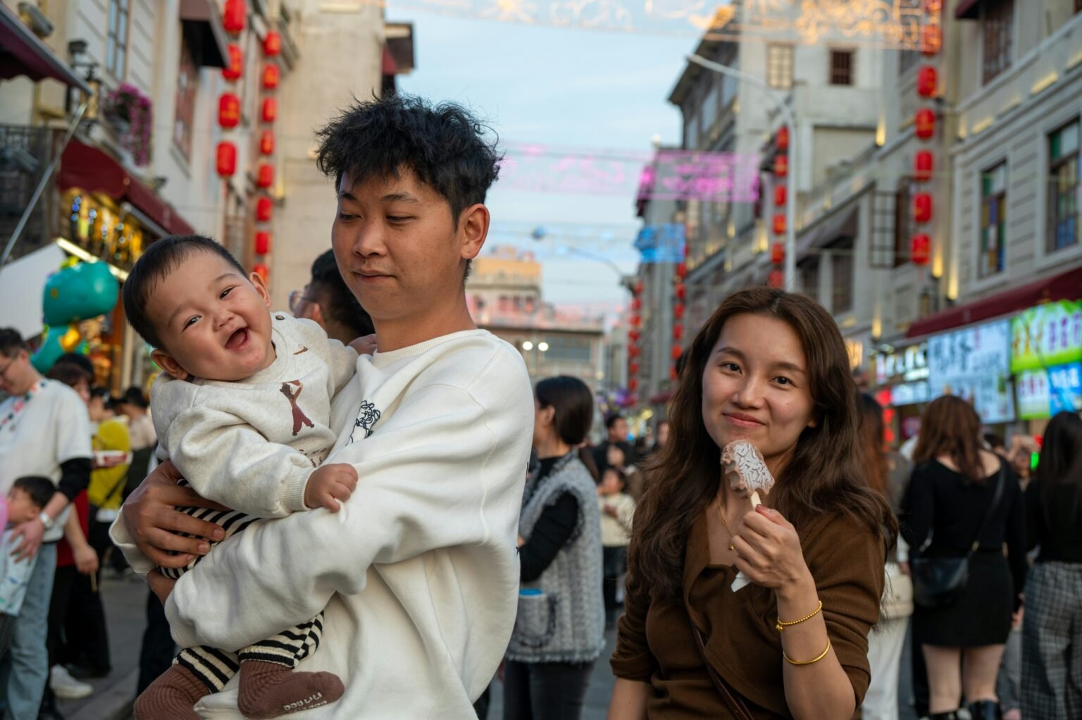 How to Be Chinese? Chinese American Adoptees Navigate Identity – Women ...