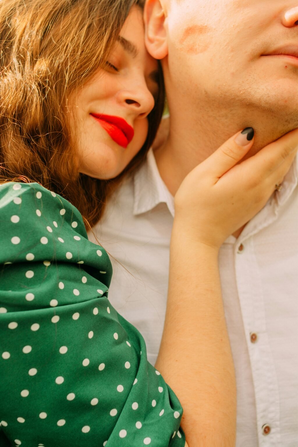 Platonic Intimacy And Why We Need To Start Expressing It – Women's Republic